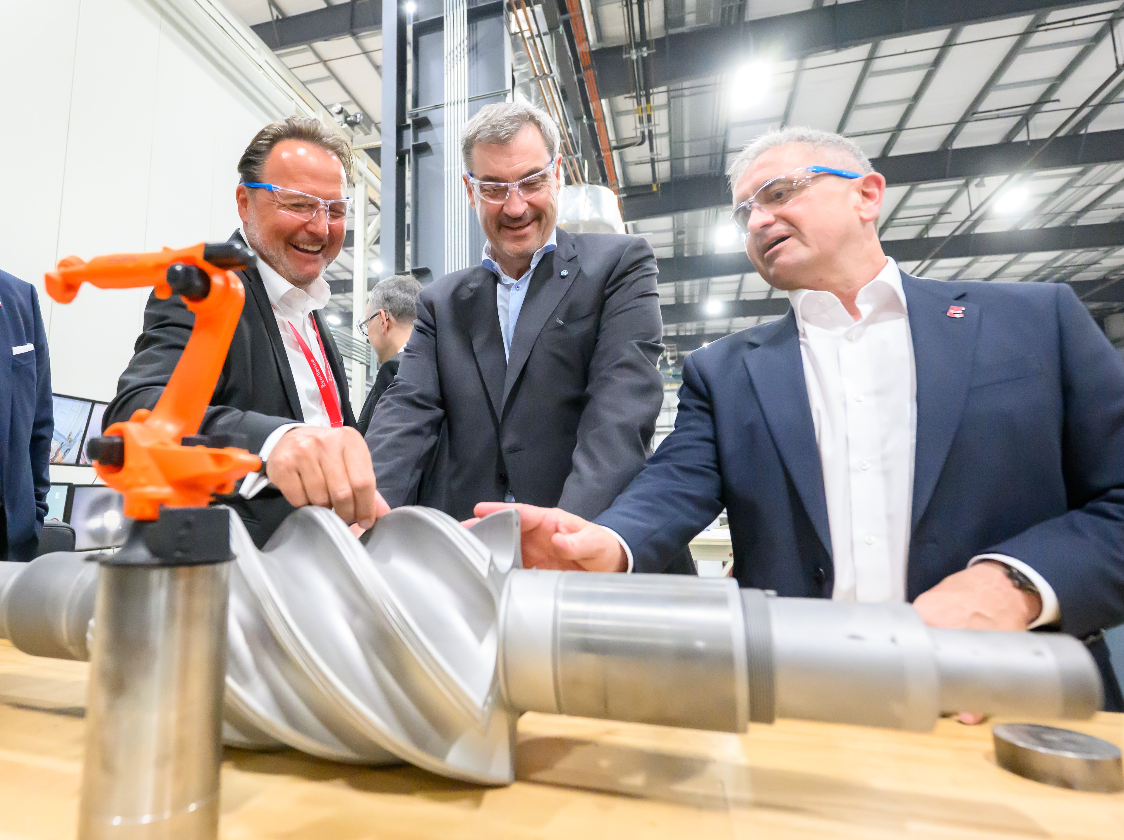 The Bavarian Minister-President recognizes German mechanical and plant ...
